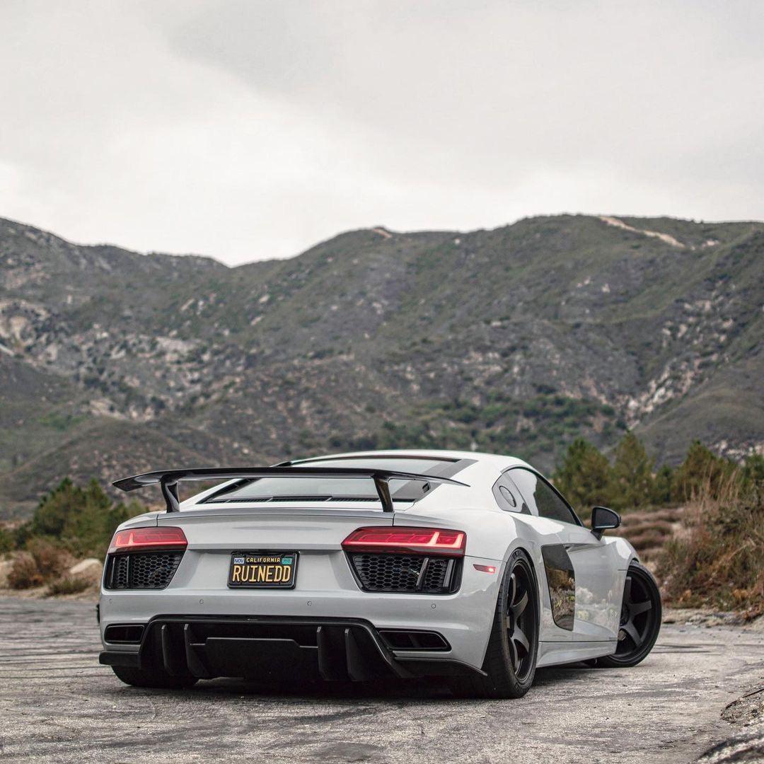 V Style Carbon Fiber Rear Diffuser - Audi R8 V10 Gen 2